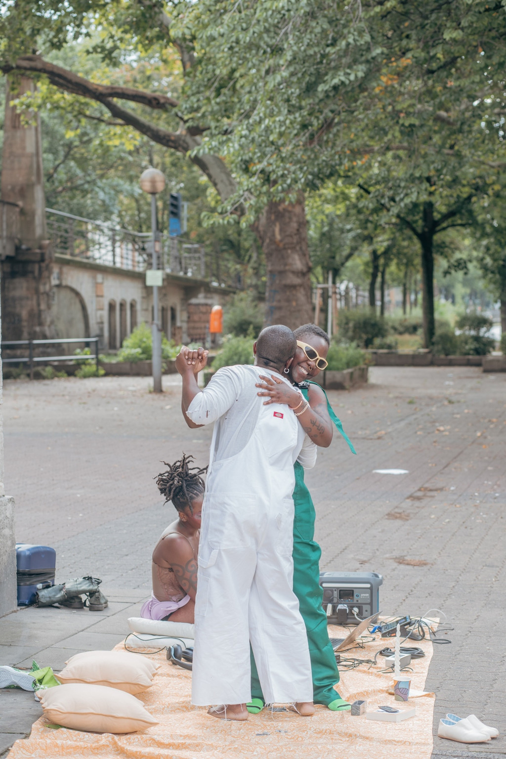 Kunst im Untergrund 2024/25 — Projekt Adrian Marie Blount, Basics of Care